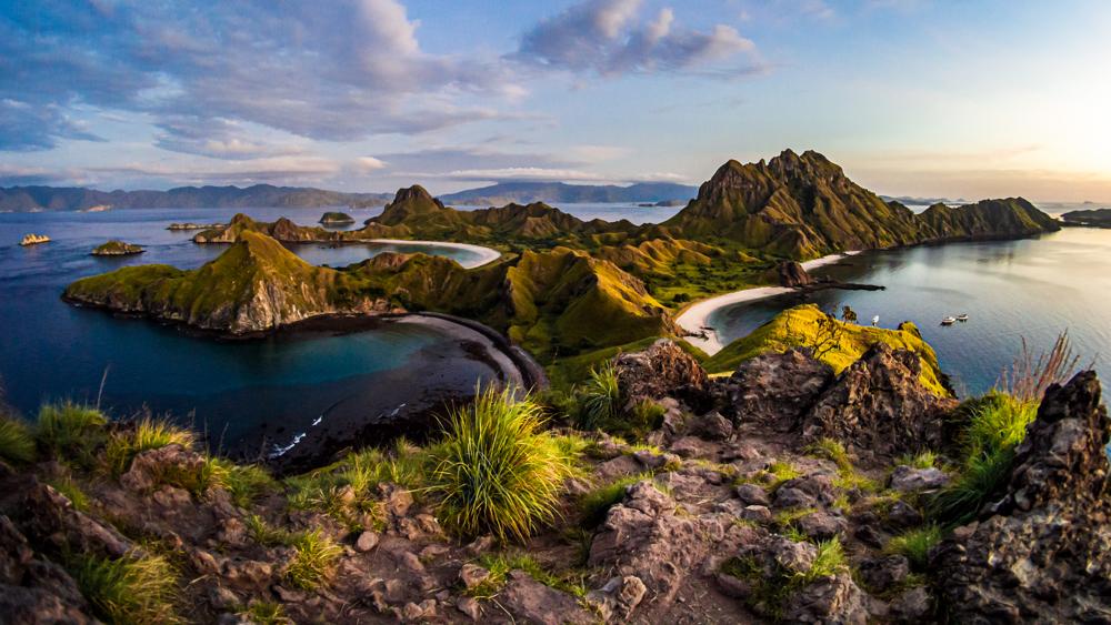 Komodo Complete Travel Guide 2025 | Polarsteps Guides